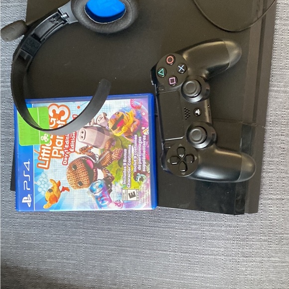 Sony | Video Games & Consoles | Ps4 With Mic And One Game | Poshmark